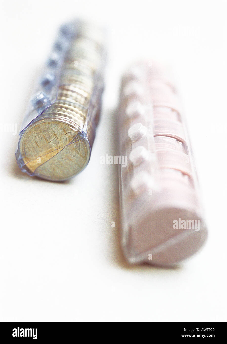 Two euros five cents hi-res stock photography and images - Alamy