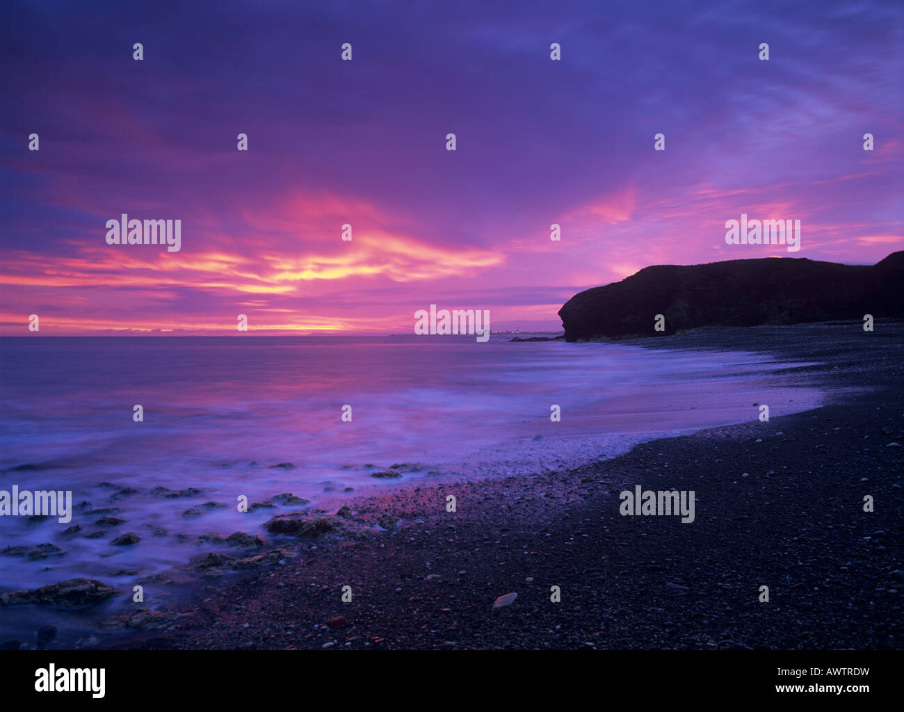 Blackhall rocks hi-res stock photography and images - Alamy