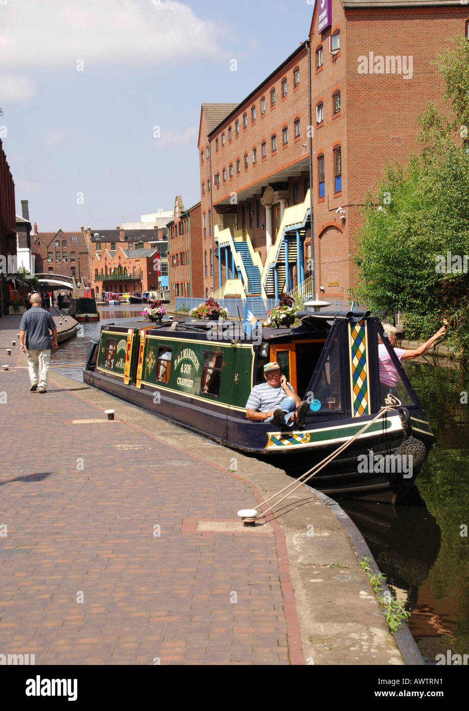 Gondola birmingham canal hi-res stock photography and images - Alamy