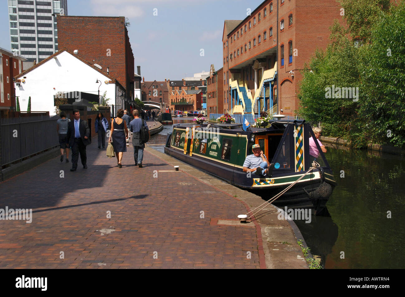 Gondola birmingham canal hi-res stock photography and images - Alamy