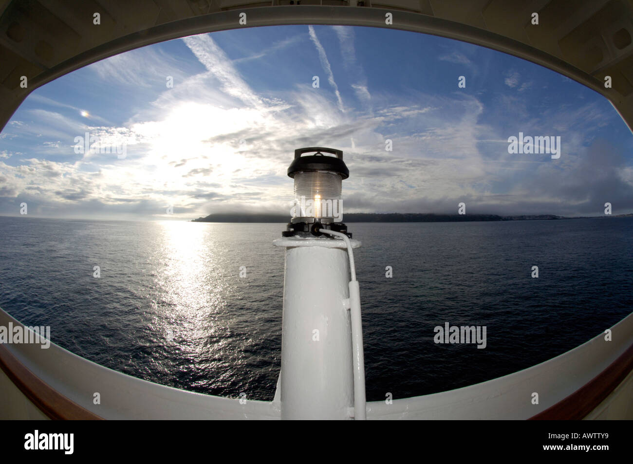 Ship stern water hi-res stock photography and images - Alamy