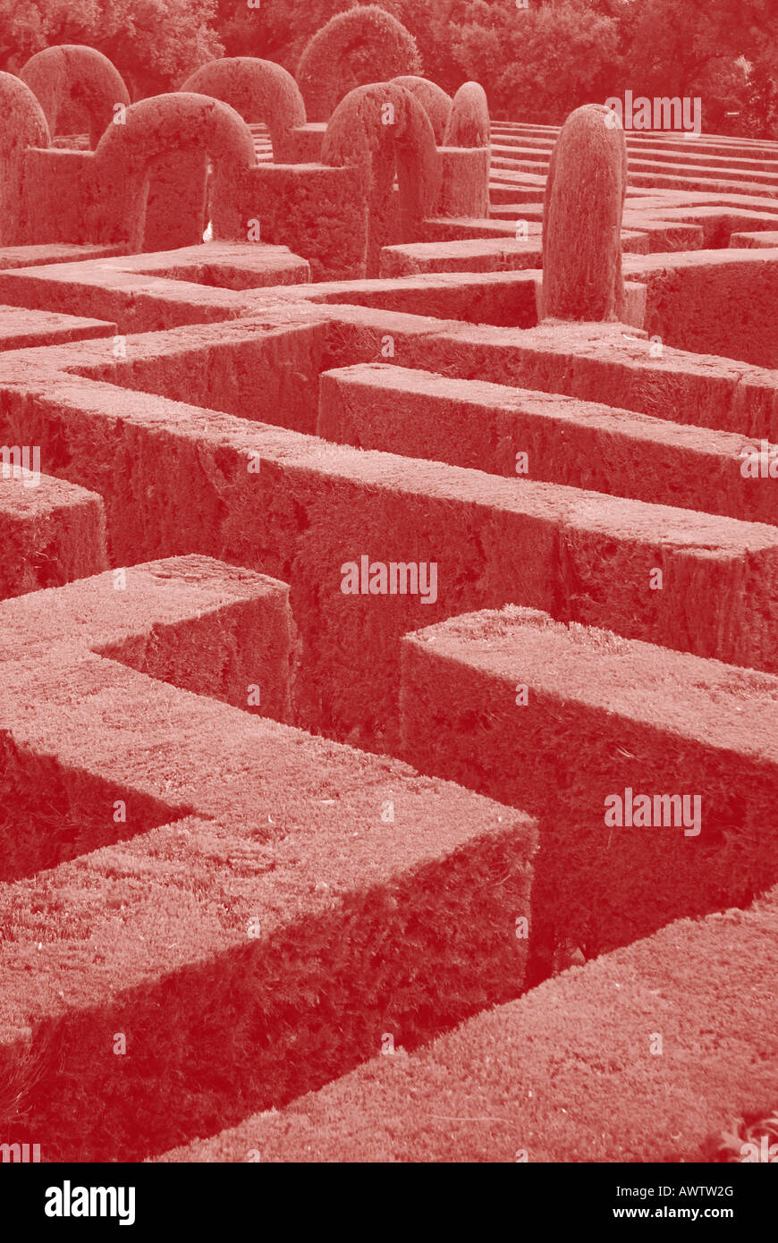 labyrinth maze vertical Stock Photo - Alamy