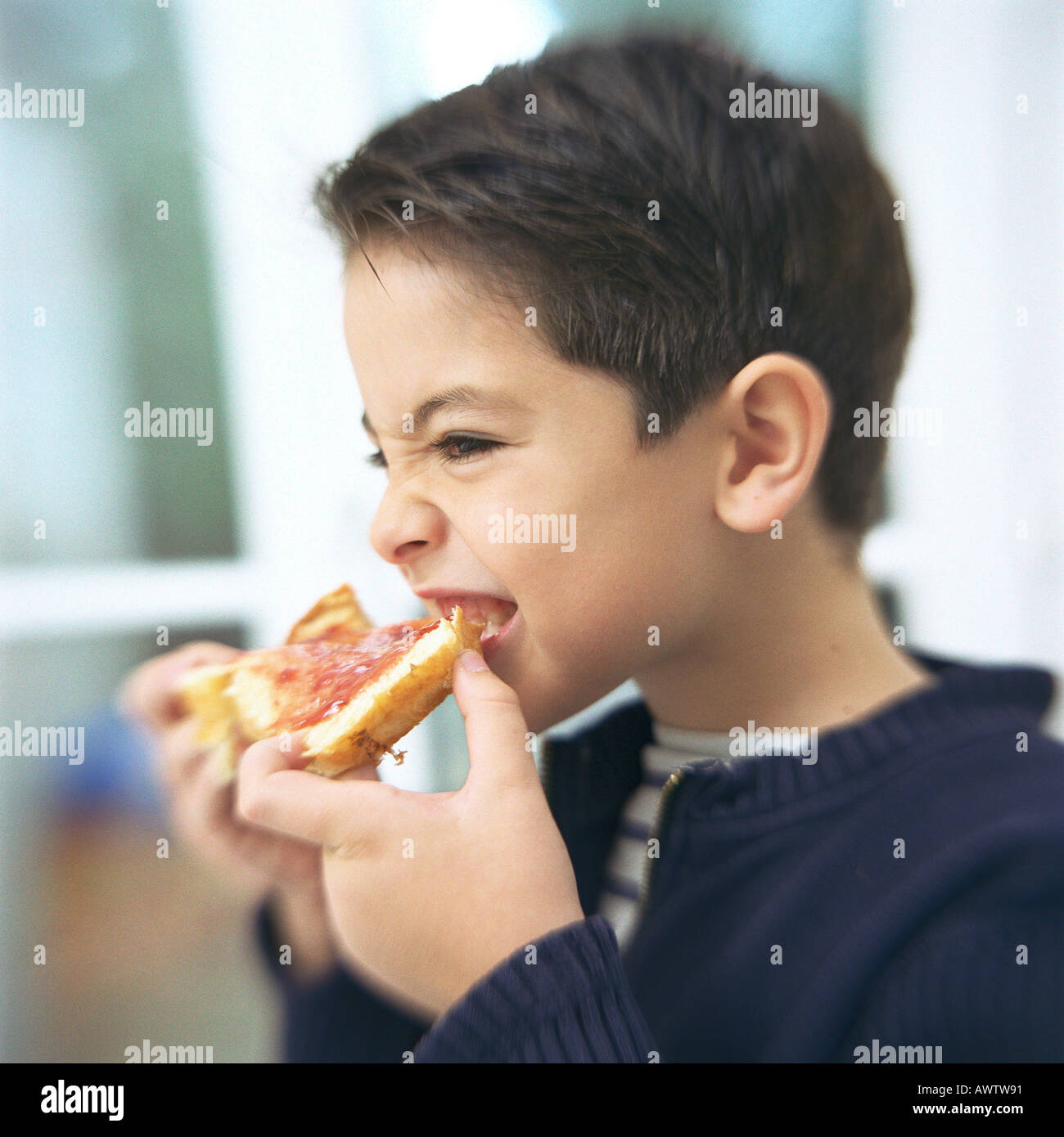Boys eating jelly hi-res stock photography and images - Alamy