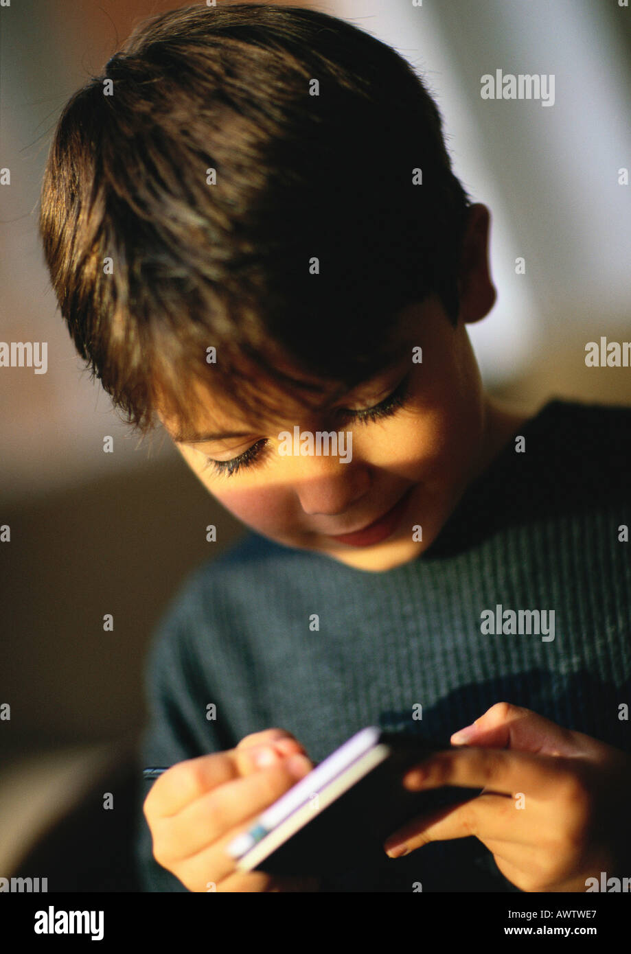 Personal digital assistant pda palm hi-res stock photography and images ...