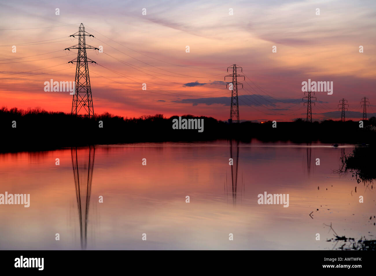 Electricity wires over water hi-res stock photography and images - Alamy