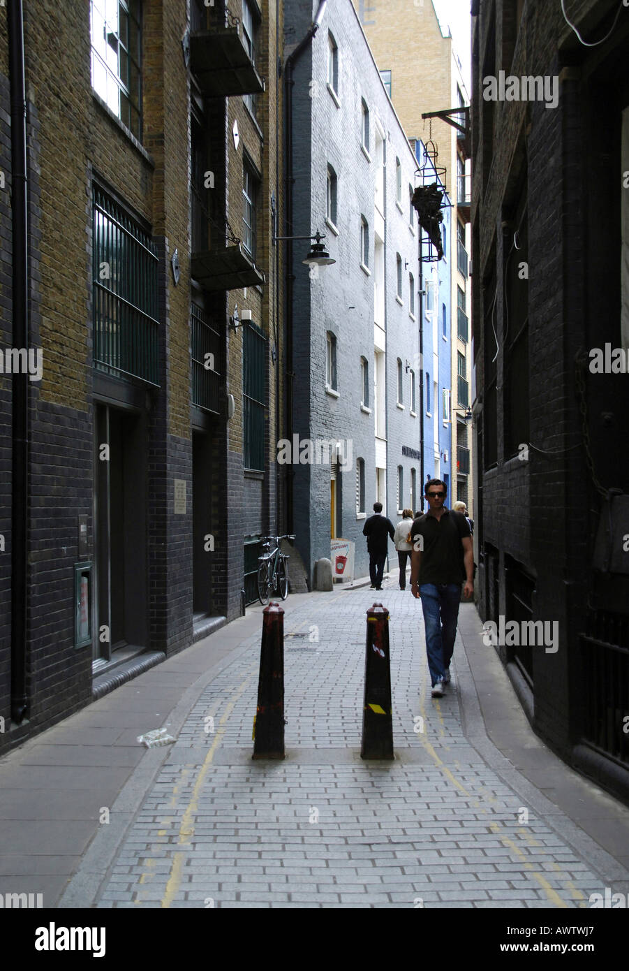 Clink street london hi-res stock photography and images - Alamy