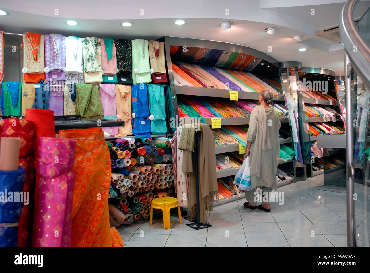 Sari material shop in Southall Middlesex Stock Photo - Alamy