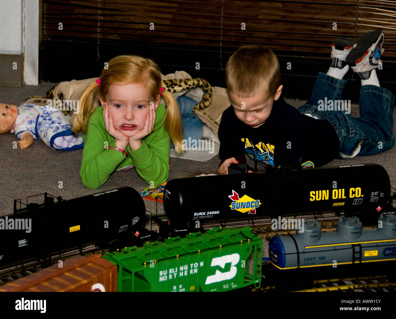 Model trains hi-res stock photography and images - Alamy