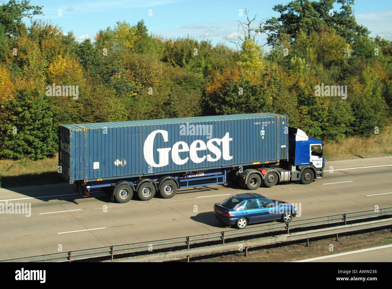 Container containers lorry uk hi-res stock photography and images - Alamy