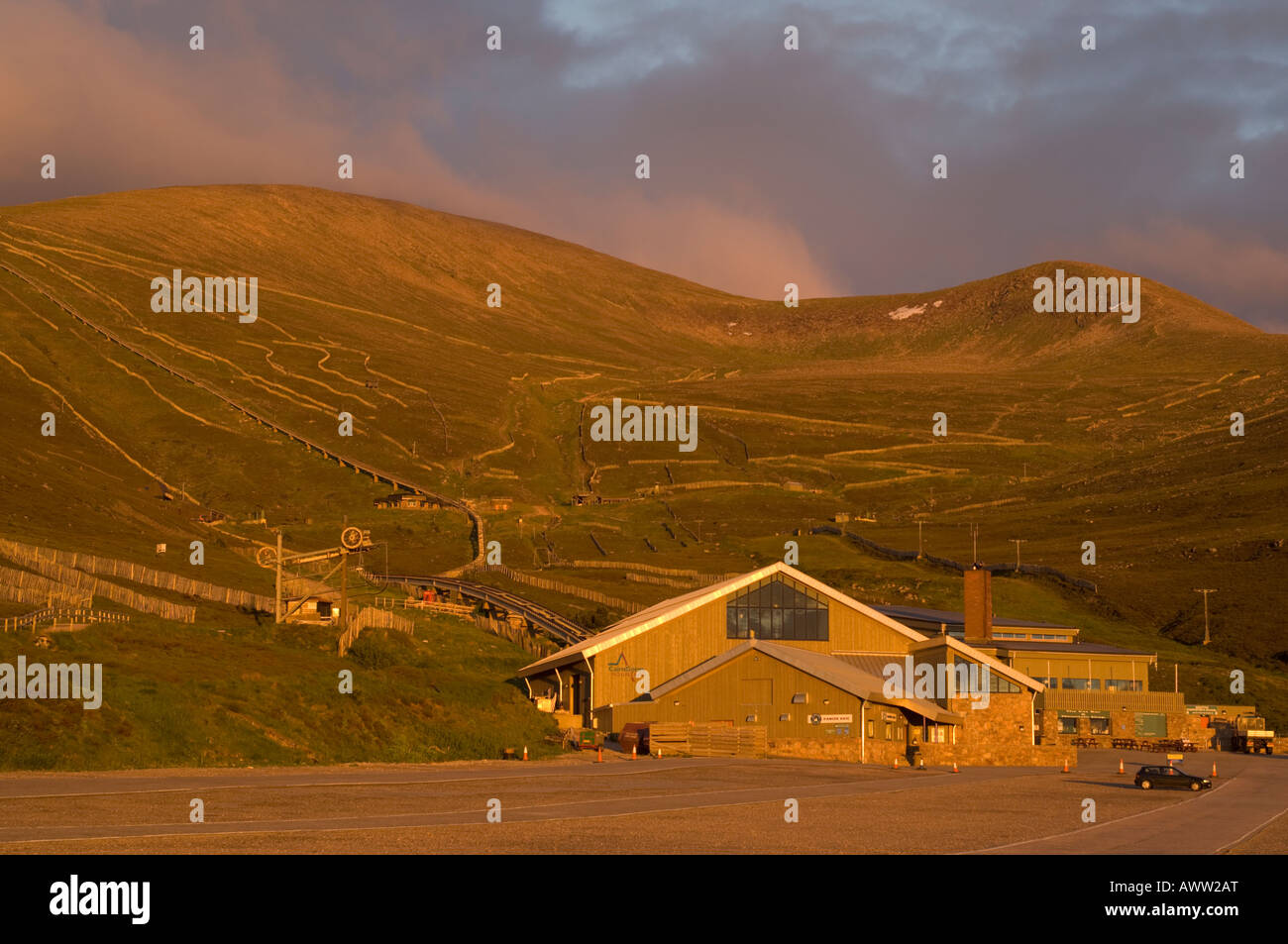 Cairngorm ski summer hi-res stock photography and images - Alamy