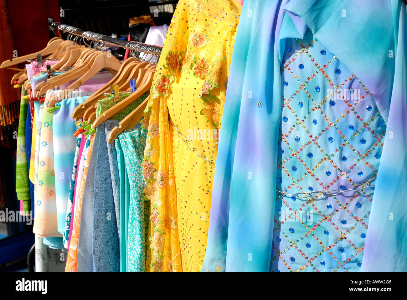 A sari shop in southall hi-res stock photography and images - Alamy