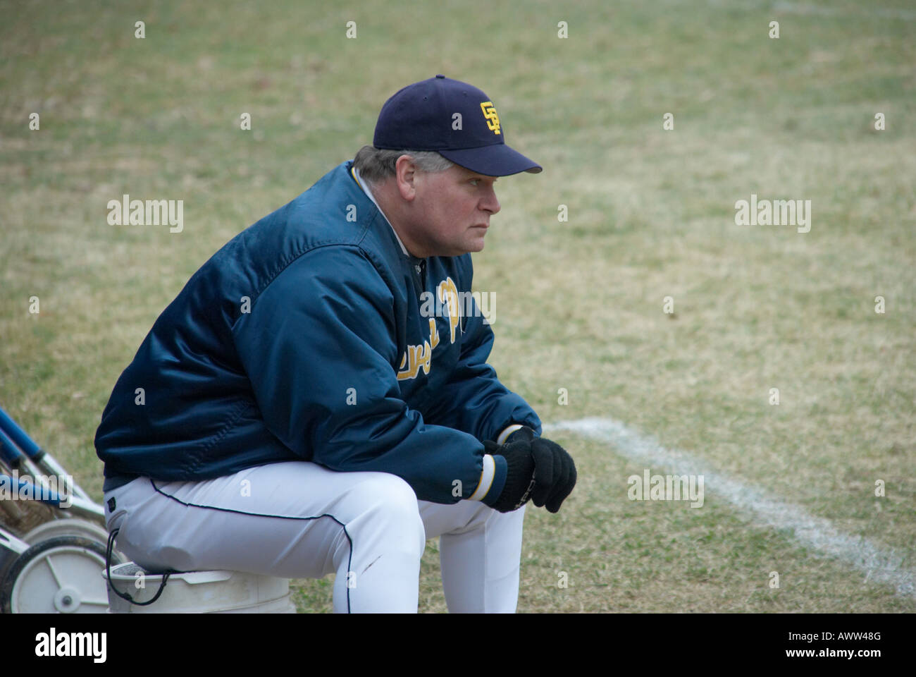 Team play hi-res stock photography and images - Alamy