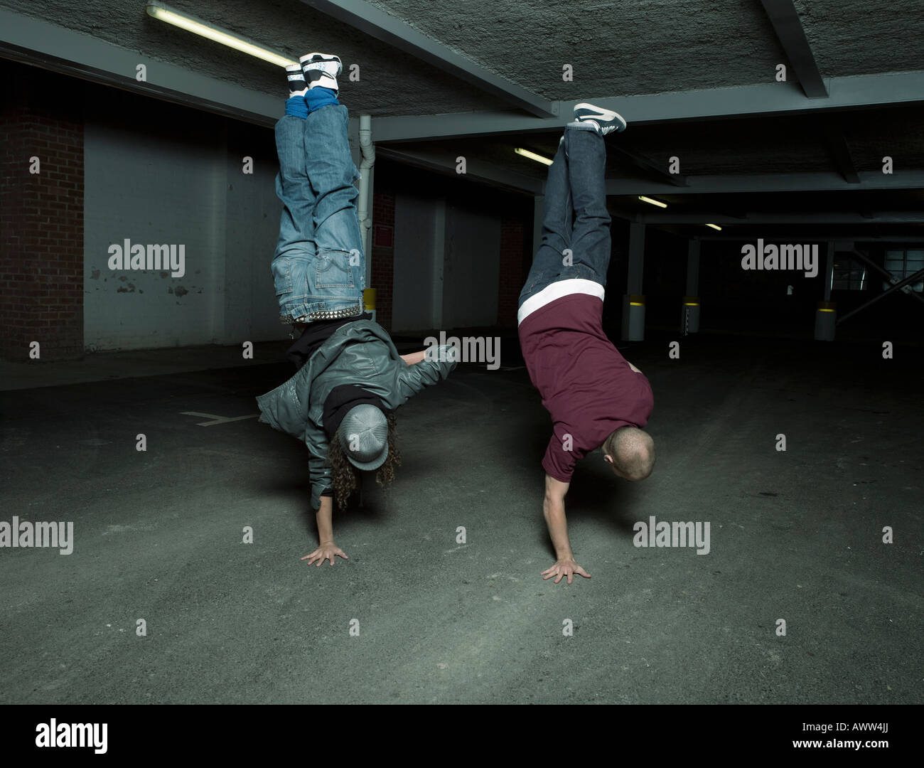 Break dance headstand hi-res stock photography and images - Alamy