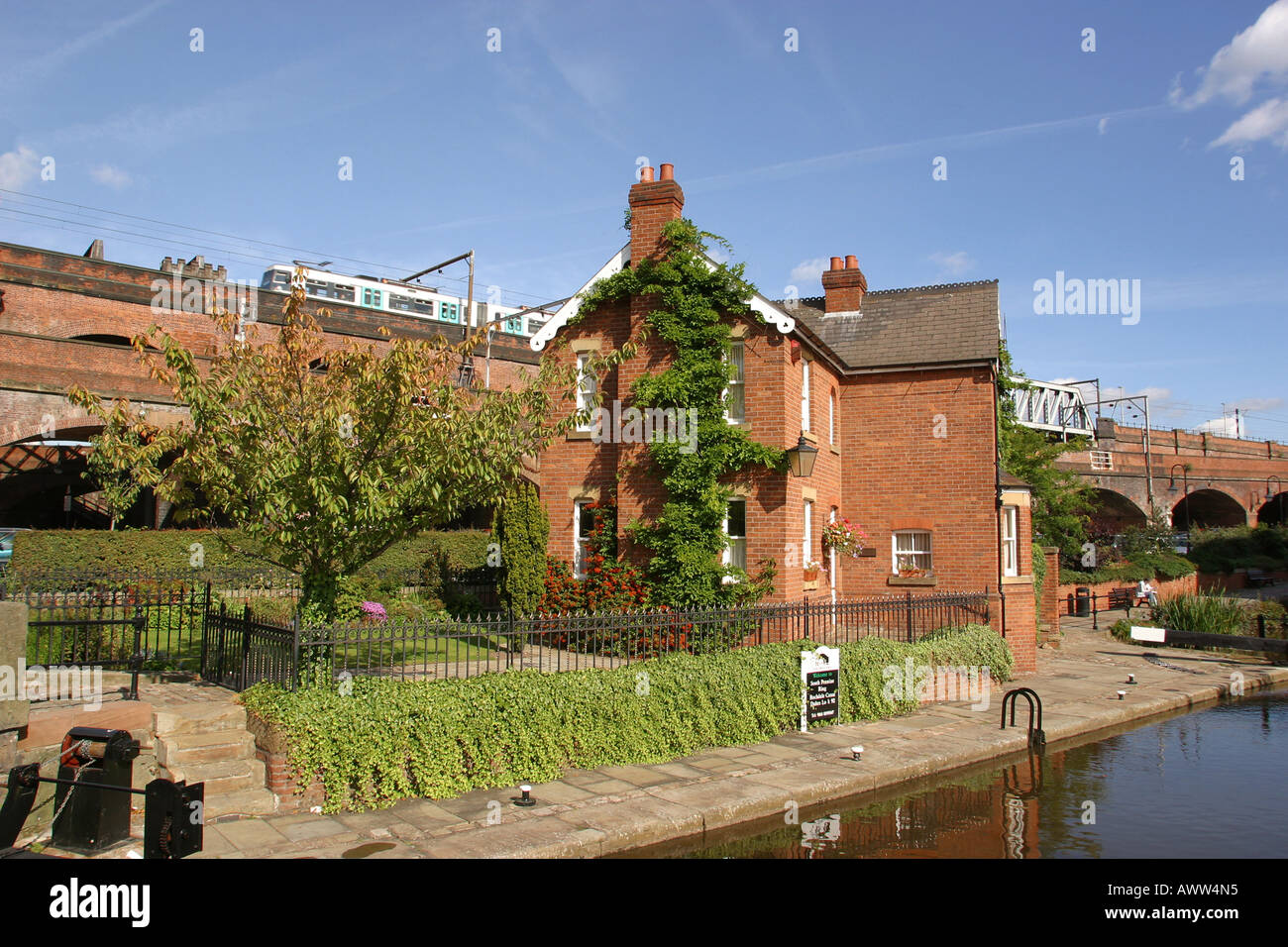 Bridgewater canal historical hi-res stock photography and images - Alamy