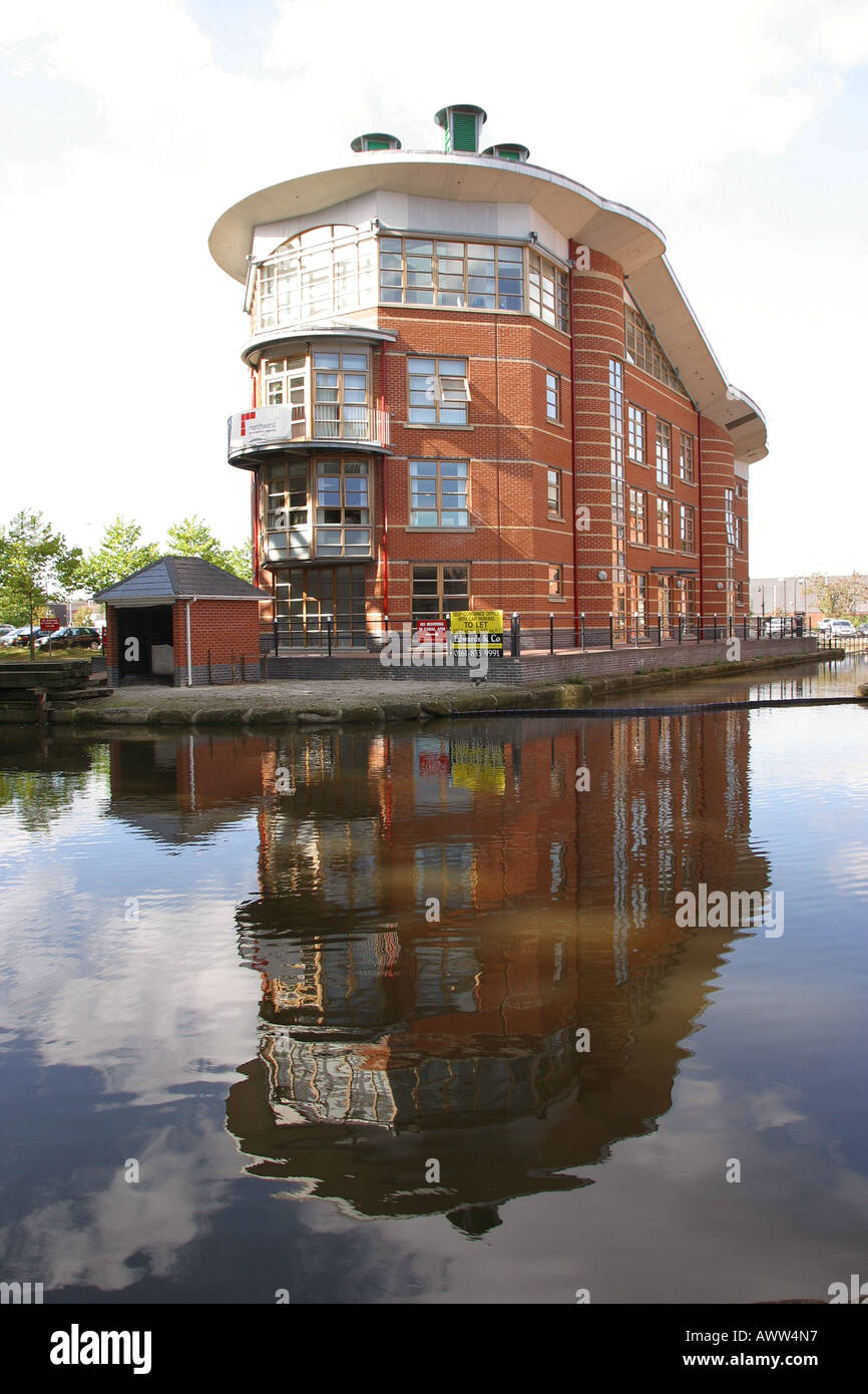 Liverpool road castlefield house hi-res stock photography and images ...