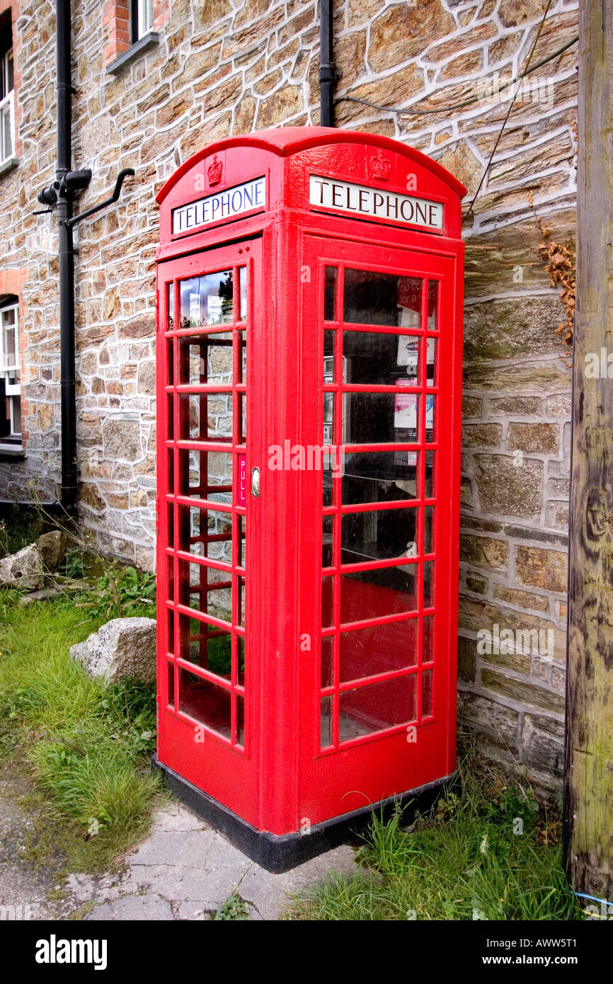 Public telephone box hi-res stock photography and images - Alamy