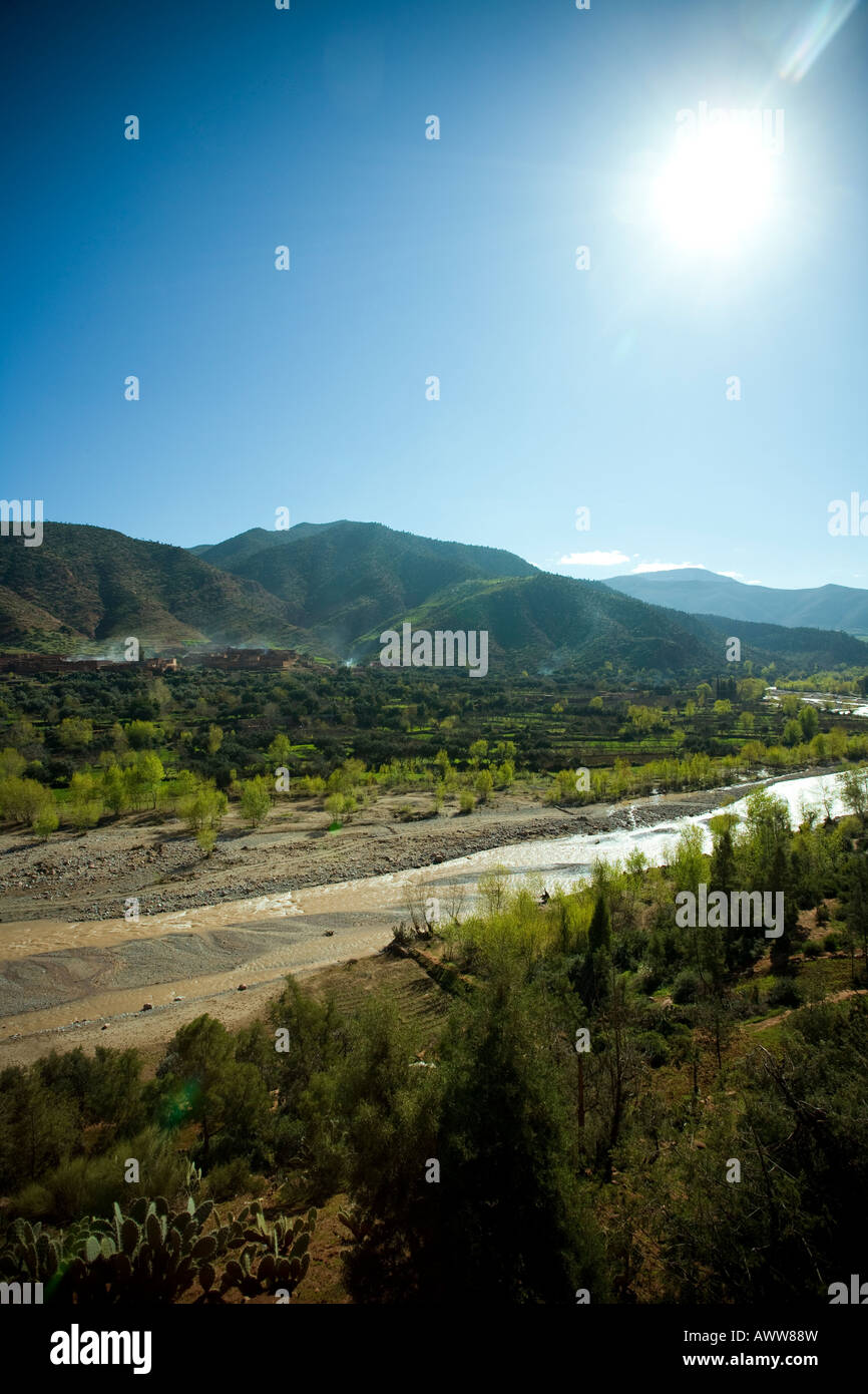 Walking driving towards hi-res stock photography and images - Alamy