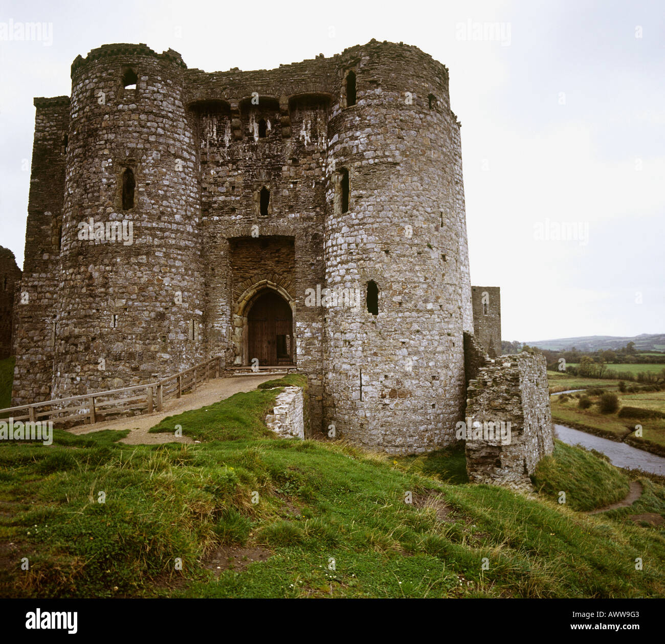 Kidwelly carmarthen wales hi-res stock photography and images - Alamy