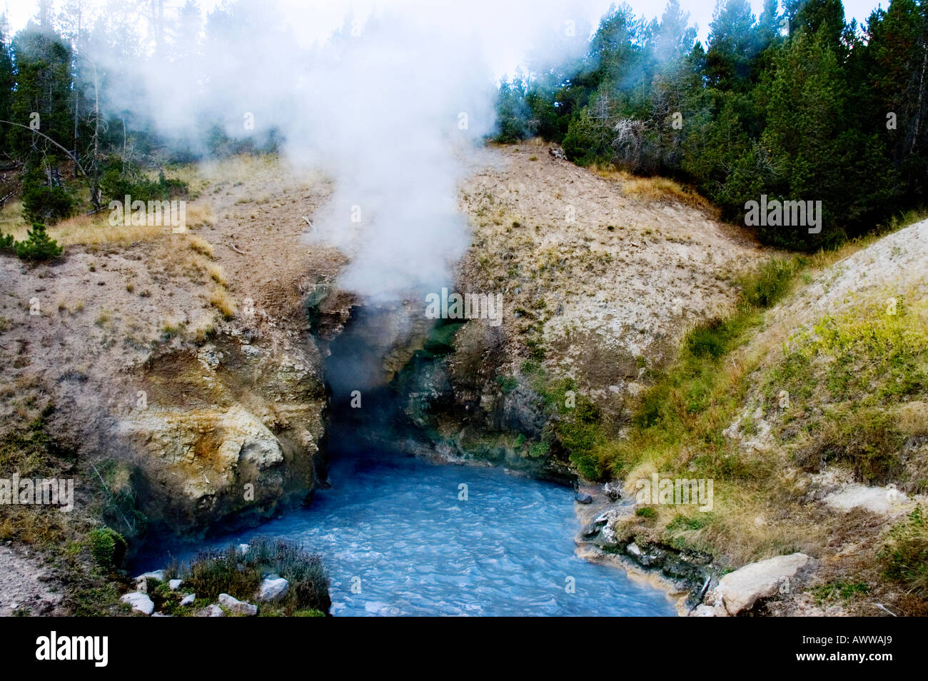 Dragons mouth hot spring hi-res stock photography and images - Alamy