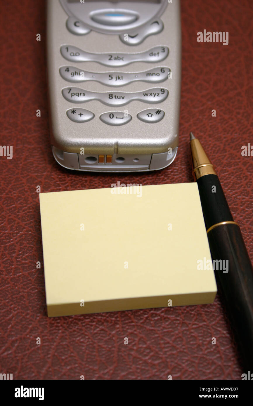 Leave message hi-res stock photography and images - Alamy