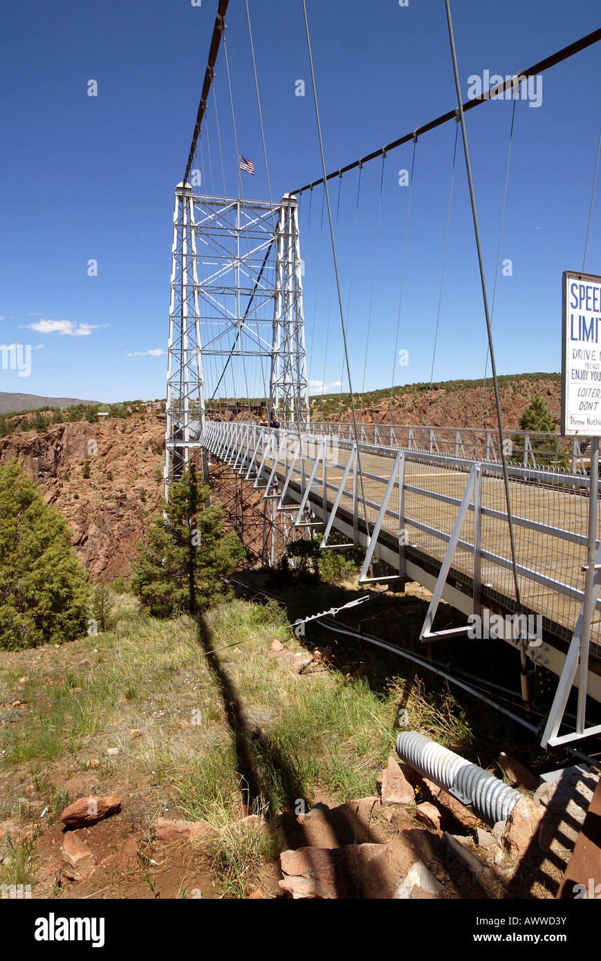 Bundle of steel cables support world s highest suspension bridge 1 053 ...