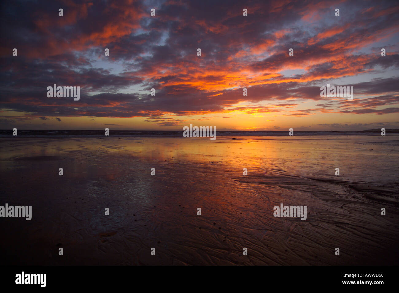 Rhosneigr bay hi-res stock photography and images - Alamy