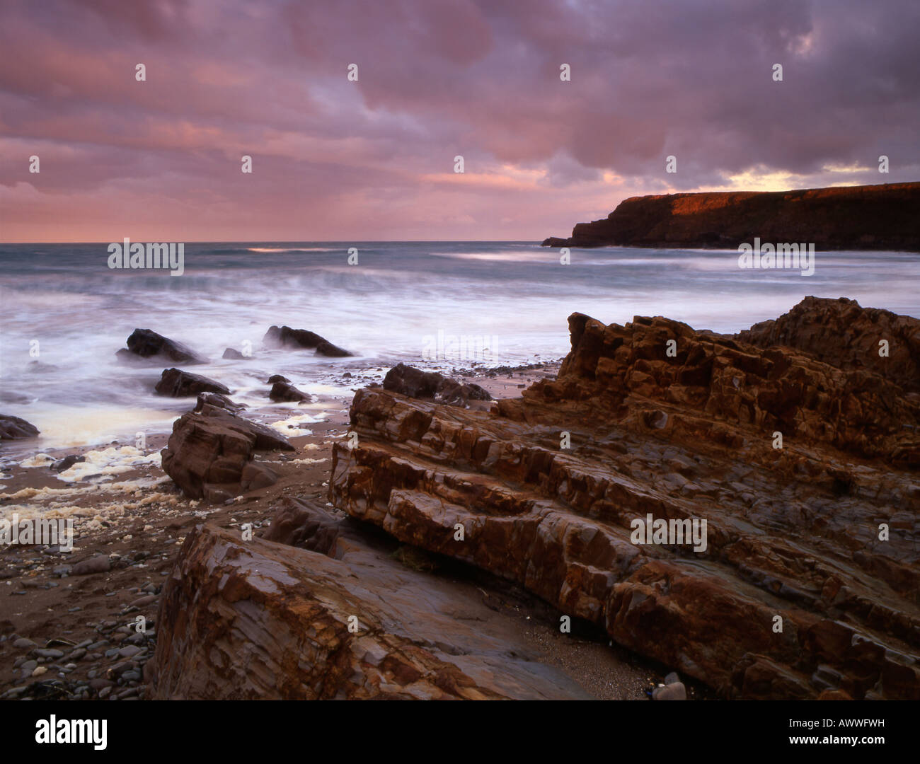 Dawn, Widemouth Beach, North Cornwall, UK Stock Photo - Alamy