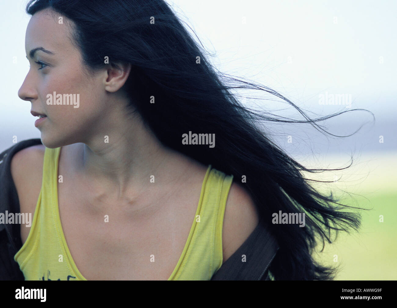 Side profile woman windy hi-res stock photography and images - Alamy