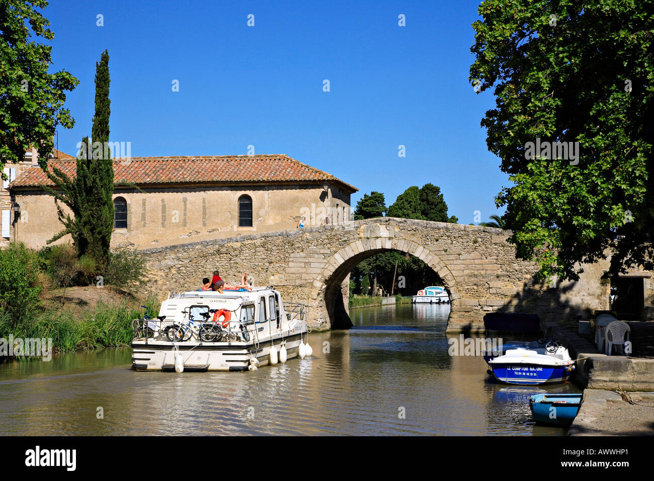 The harbour of Somail at the Canal du Midi, France Stock Photo - Alamy
