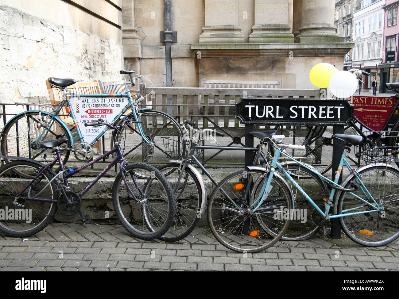 Turl street hi-res stock photography and images - Alamy