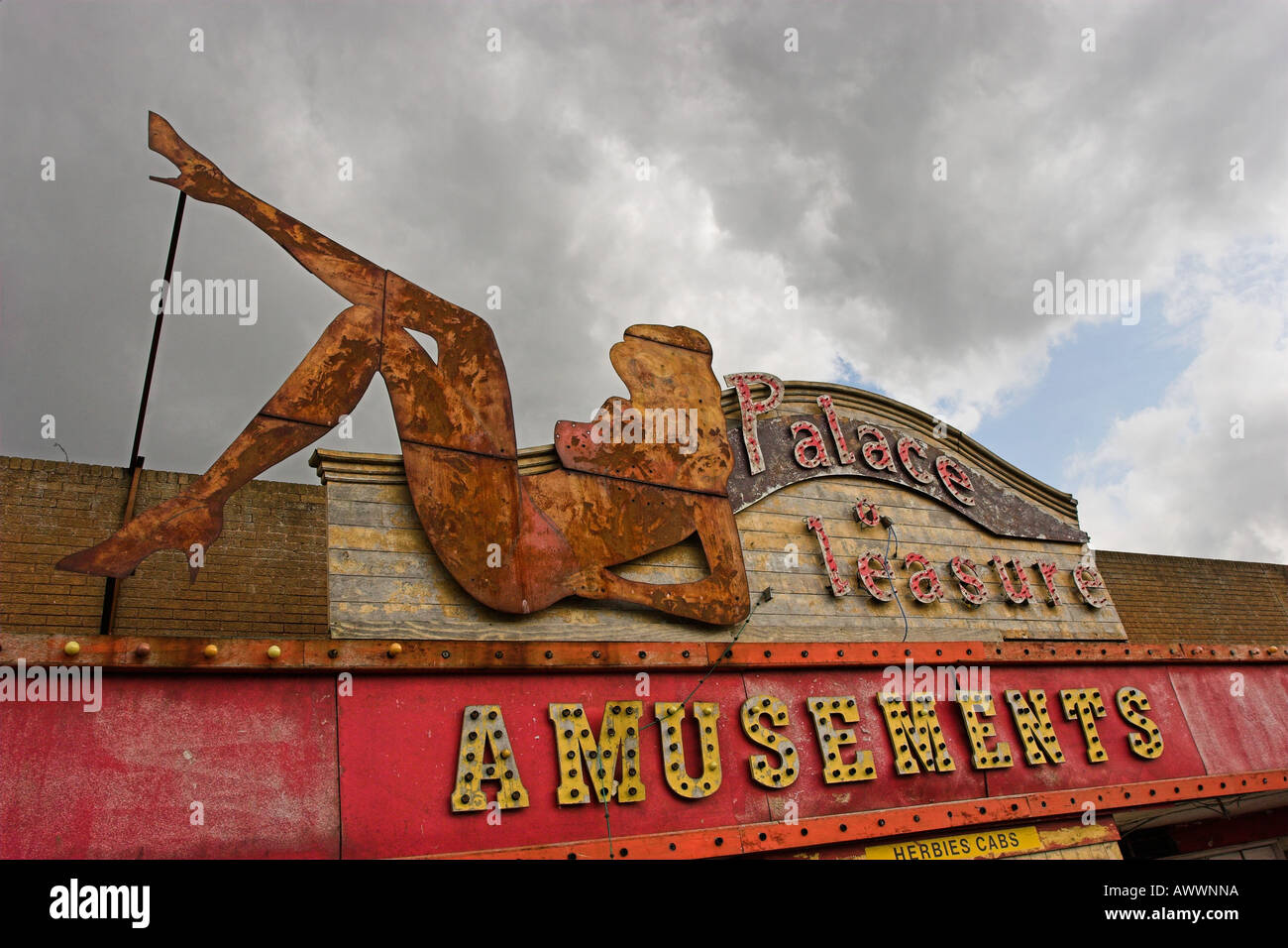 Amusement arcade in rhyl hi-res stock photography and images - Alamy