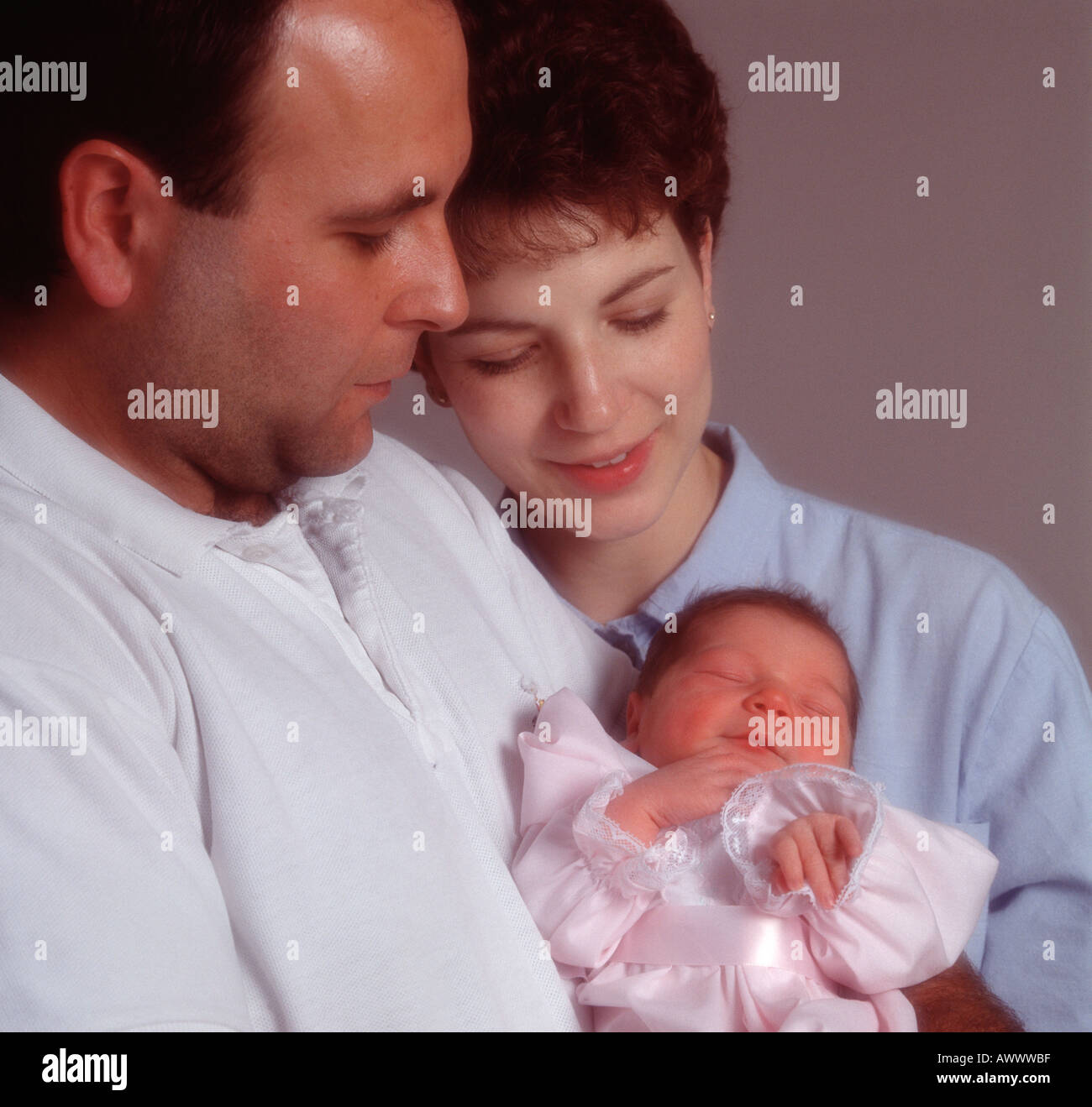 parent new born baby hospital Stock Photo - Alamy