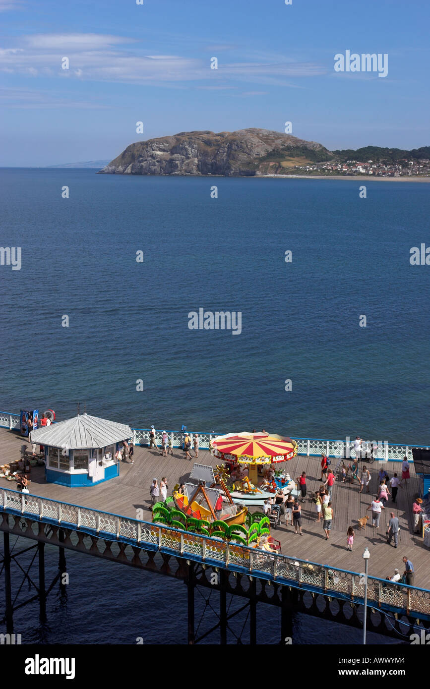 Victorian Pier at Llandudno with Little Orme in distance Stock Photo - Alamy