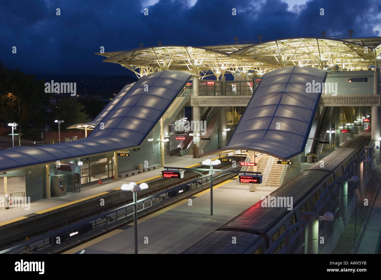 Millbrae caltrain hi-res stock photography and images - Alamy