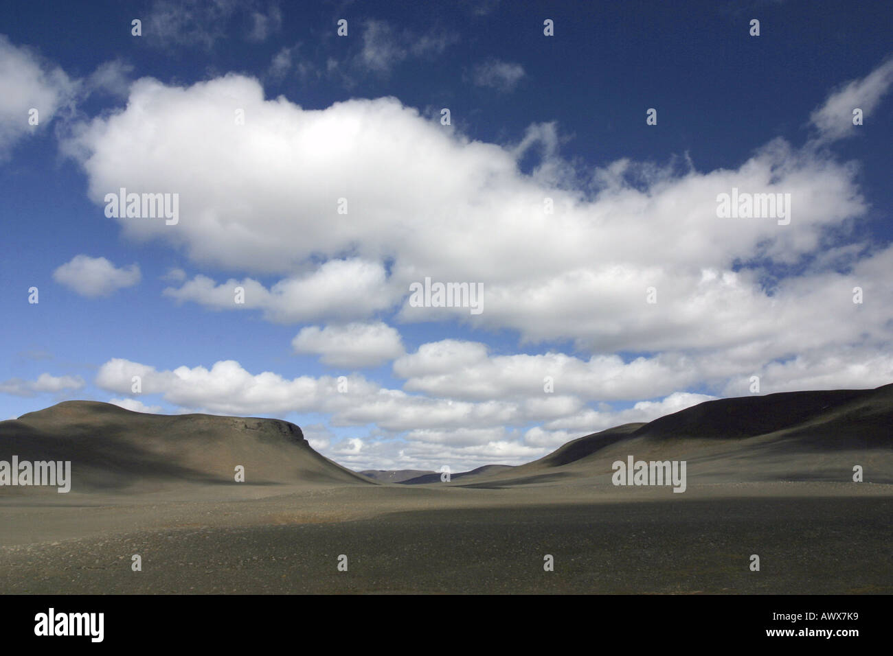 penurious volcanic landscape, Iceland, Joekuldalsheidi Stock Photo - Alamy