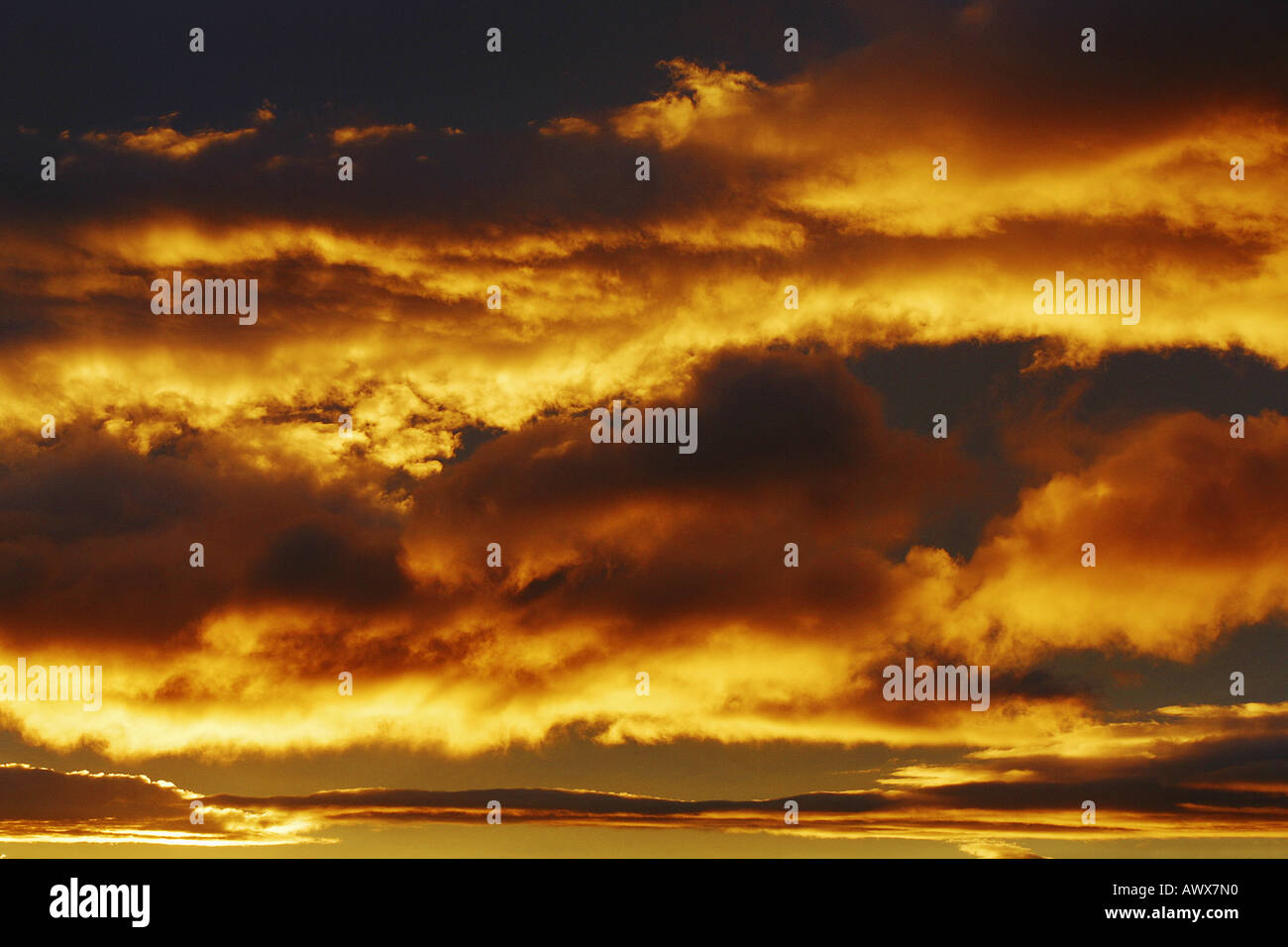 Artistic cloud hi-res stock photography and images - Alamy