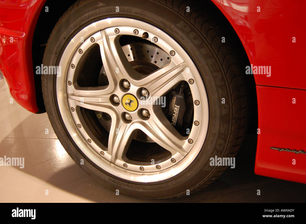Ferrari Enzo wheel Stock Photo - Alamy