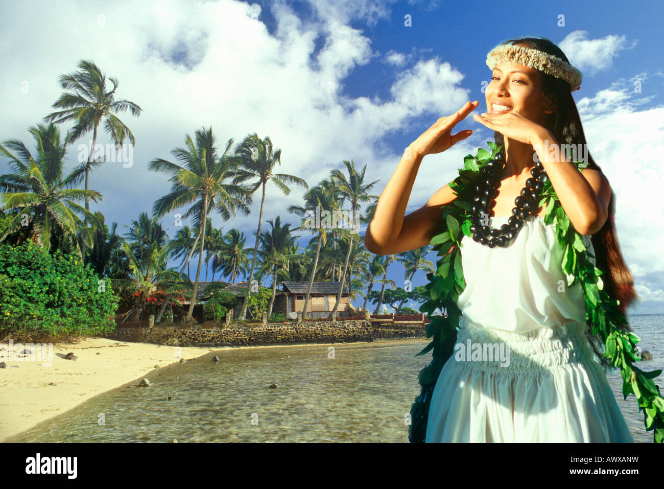 Hawaiians in native dress hi-res stock photography and images - Alamy