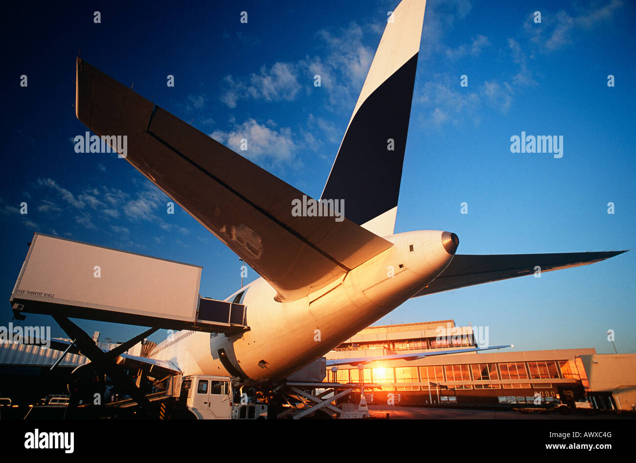 Tail of an airplane hi-res stock photography and images - Alamy