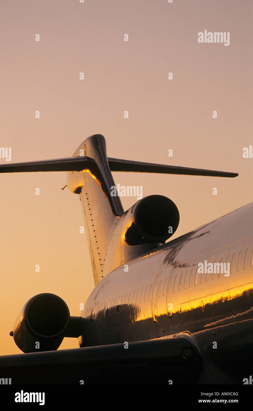Airplane tail fin hi-res stock photography and images - Alamy