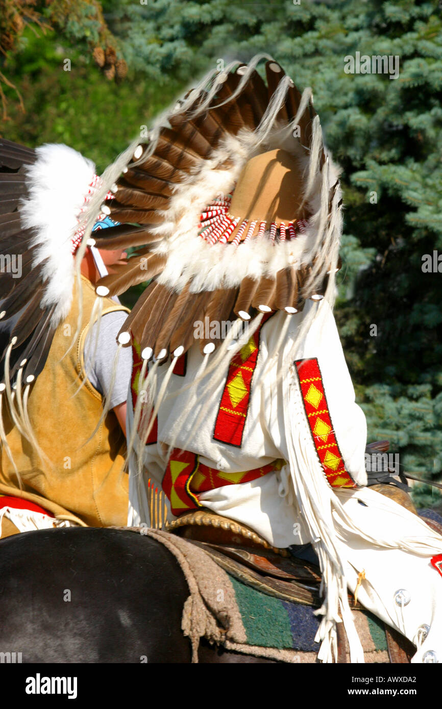 Canadian headdress hi-res stock photography and images - Alamy