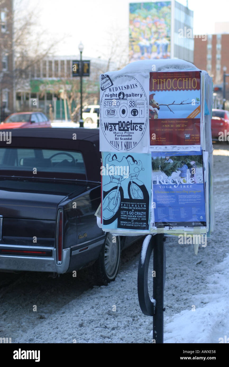 Post an ad hi-res stock photography and images - Alamy