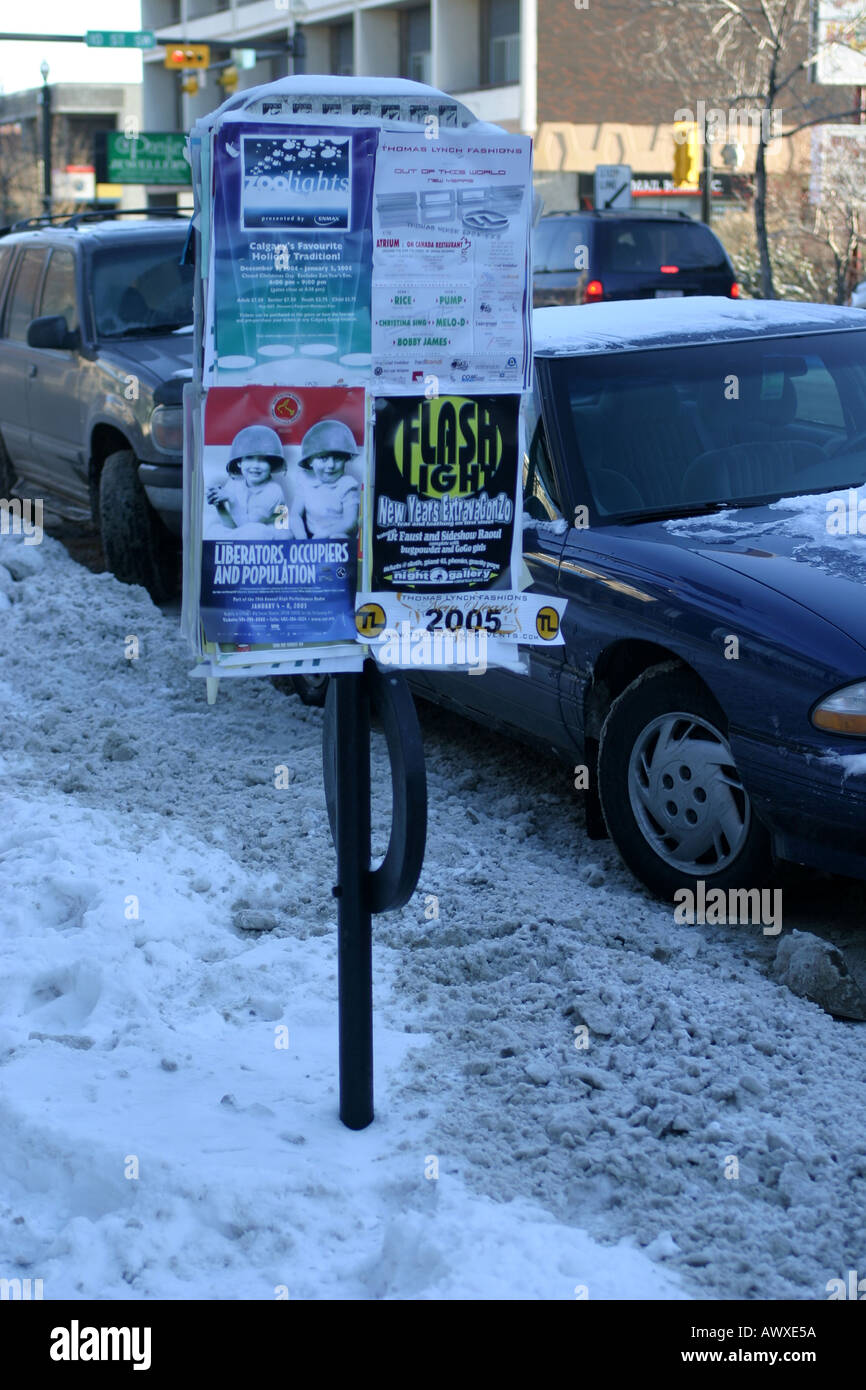 Post an ad hi-res stock photography and images - Alamy