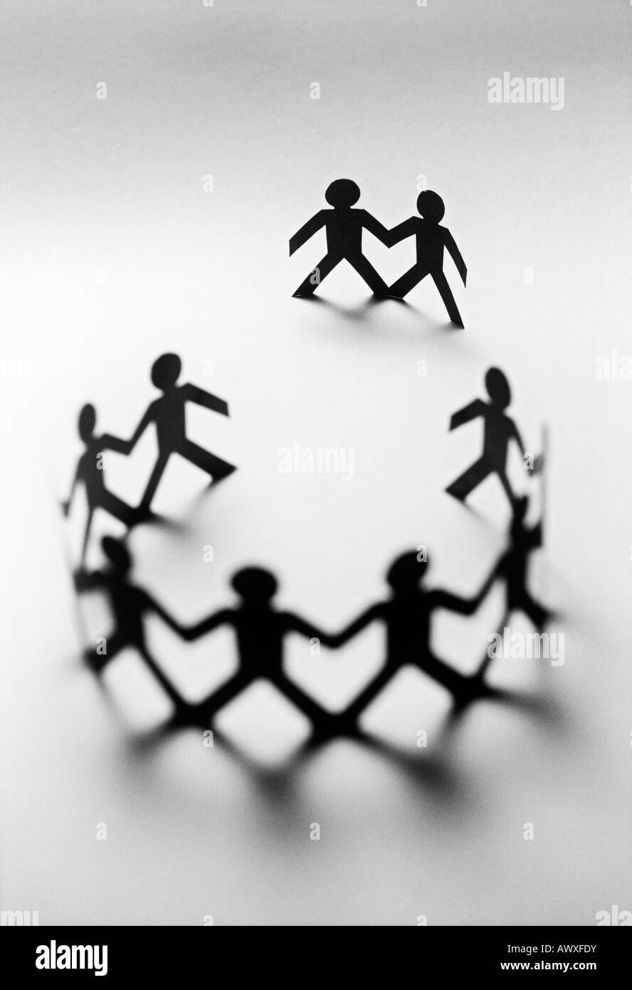 Paper dolls circle hi-res stock photography and images - Alamy