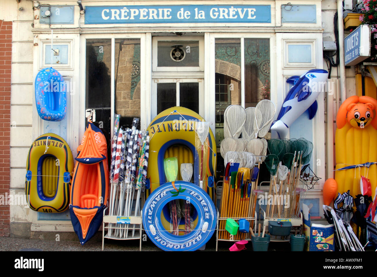 Beach shop selling inflatable beach hi-res stock photography and images ...