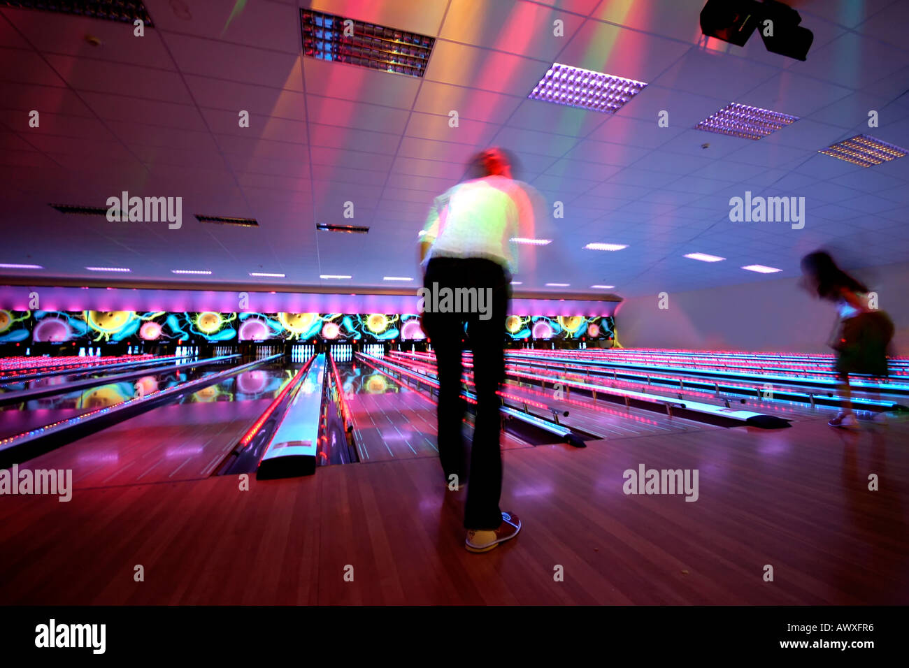 Ten pin bowling woman hi-res stock photography and images - Alamy