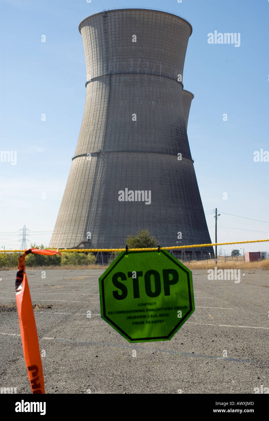 Power plant cooling tower hi-res stock photography and images - Alamy
