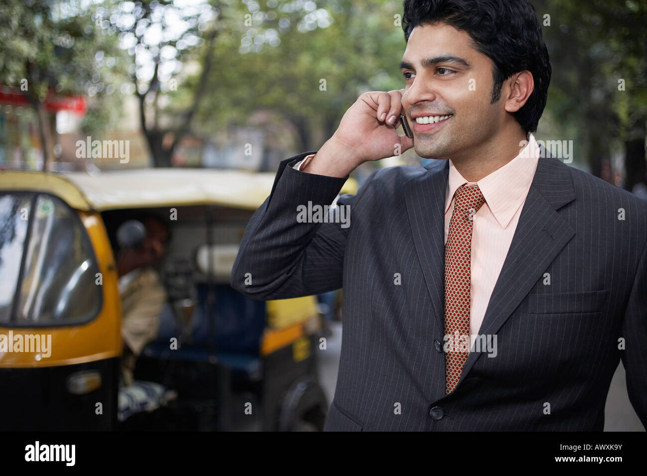 India mobile hi-res stock photography and images - Alamy