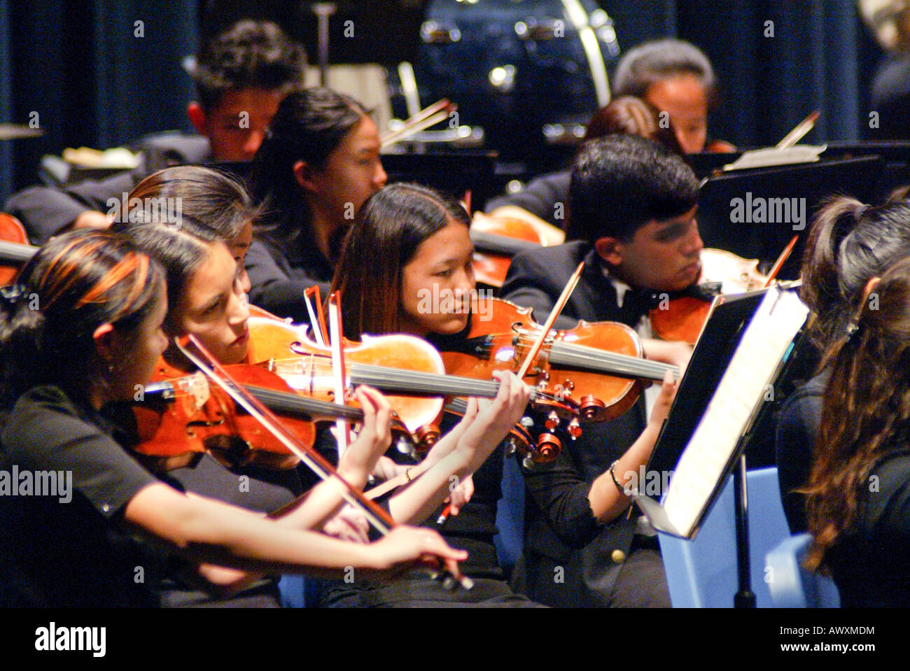Teen concert hi-res stock photography and images - Alamy