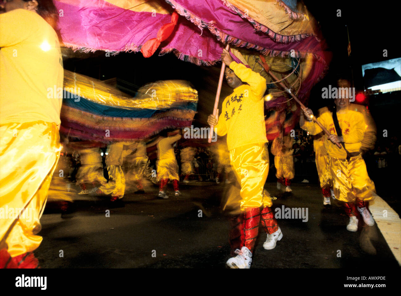 Chinese new year dragon movement hi-res stock photography and images ...